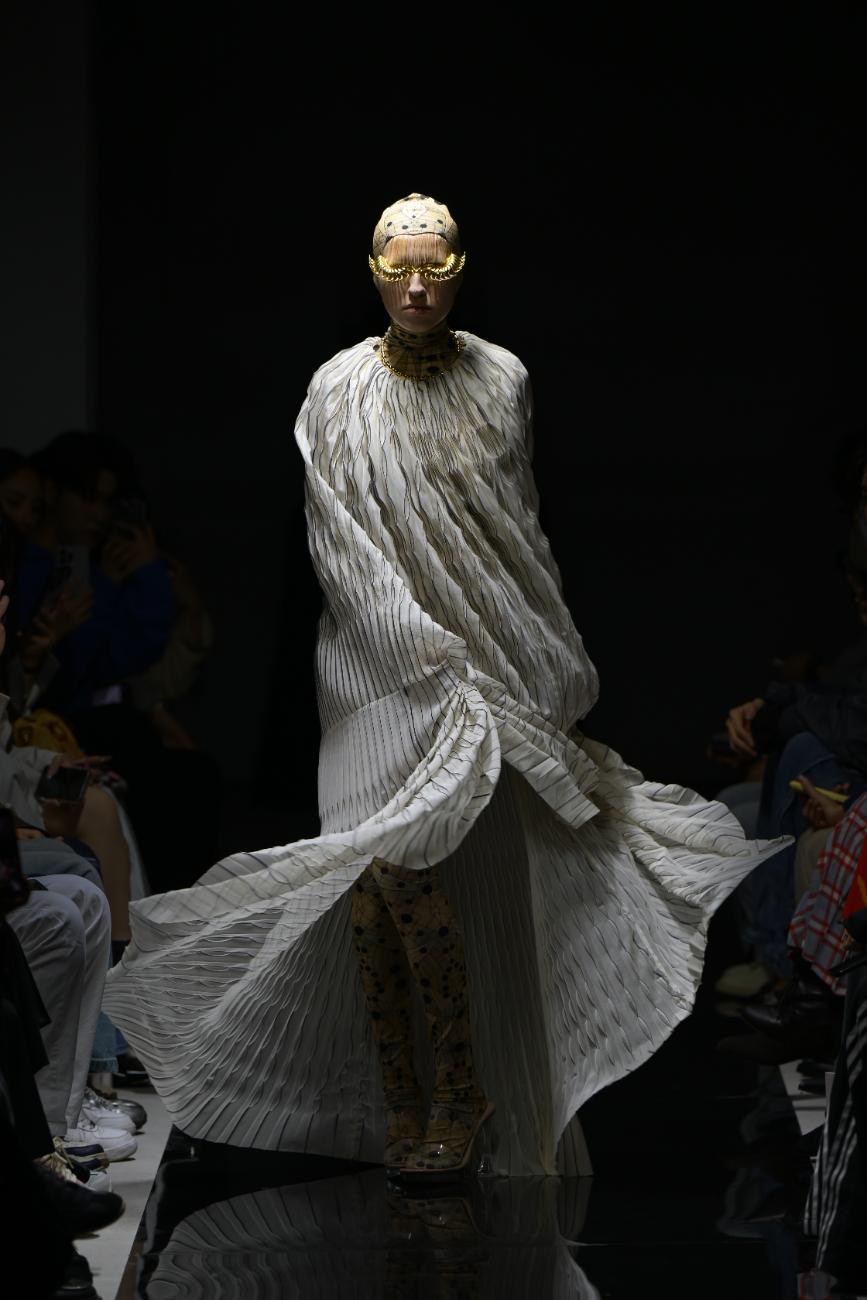 Hengdi Wang Spring 2025 - The Fashion Fold